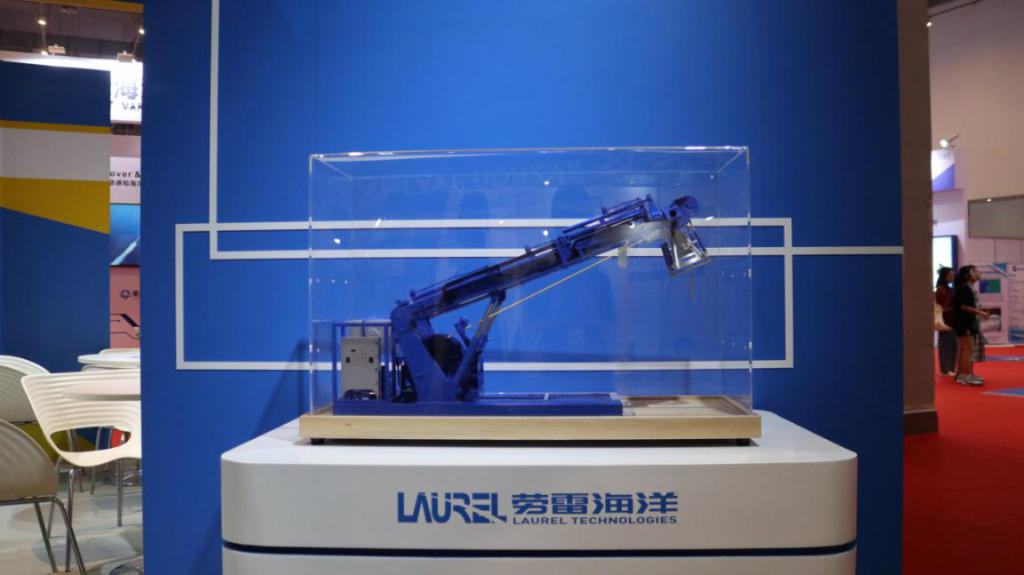 （ROV-LARS系统模型）